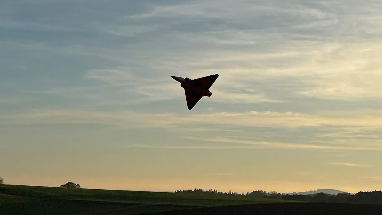 Flyfly Mirage 2000 - YouTube