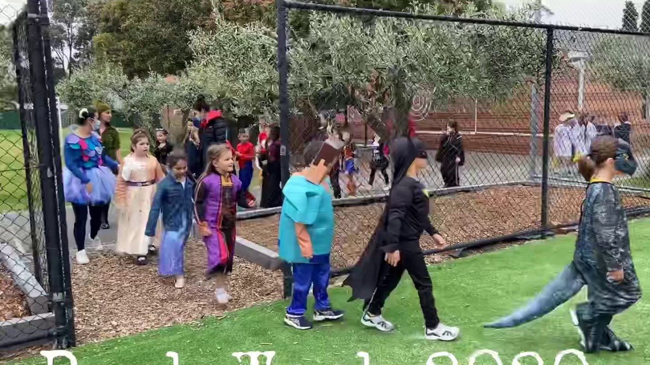 SHC Junior School Book Week 2020 - YouTube