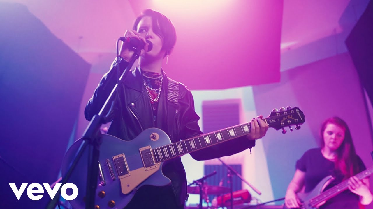 Cece Vee - Past Midnight (Live at Soundcast Studios) - YouTube