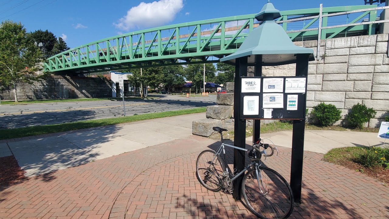 Farmington Canal Trail North southbound August 2021 - YouTube