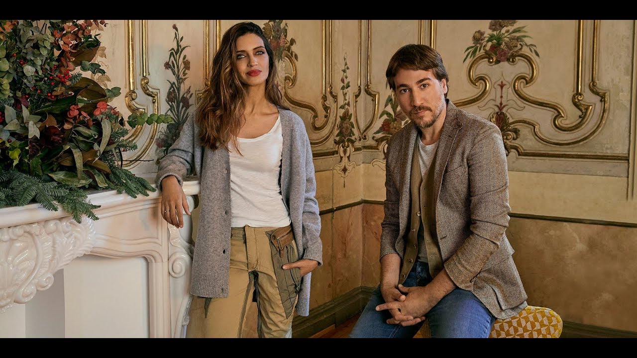Alberto Ammann y Sara Carbonero para ELLE | Elle España - YouTube