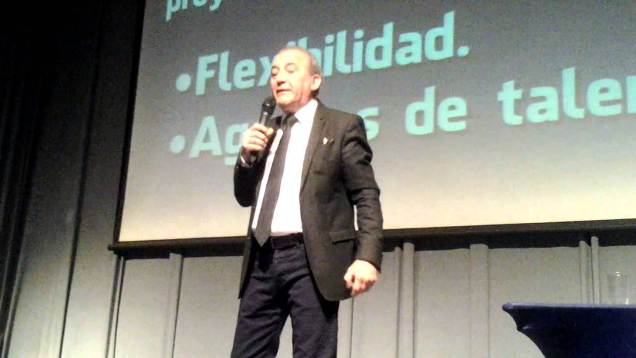 Roberto Arancibia - Personal Branding y Redes Sociales - YouTube