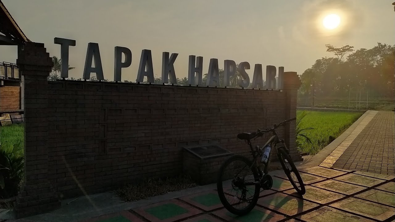 PEMANDANGAN YANG INDAH!! TAPAK HAPSARI SALATIGA - YouTube
