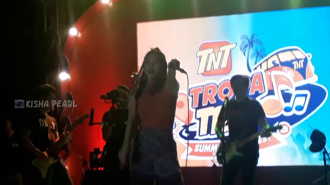 IMAGO sings original hit song SUNDO live at SAMAL ISLAND - YouTube