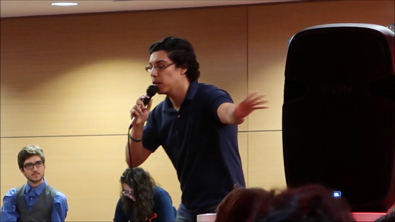 First time doing stand up comedy!! - YouTube