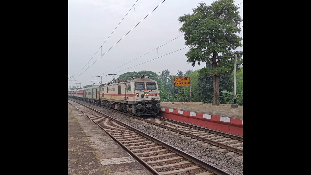 SHM - SC WEEKLY SF EXPRESS#train #wap7 #shortvideo #shortsfeed #fyp #youtubeshorts #howrah # ...