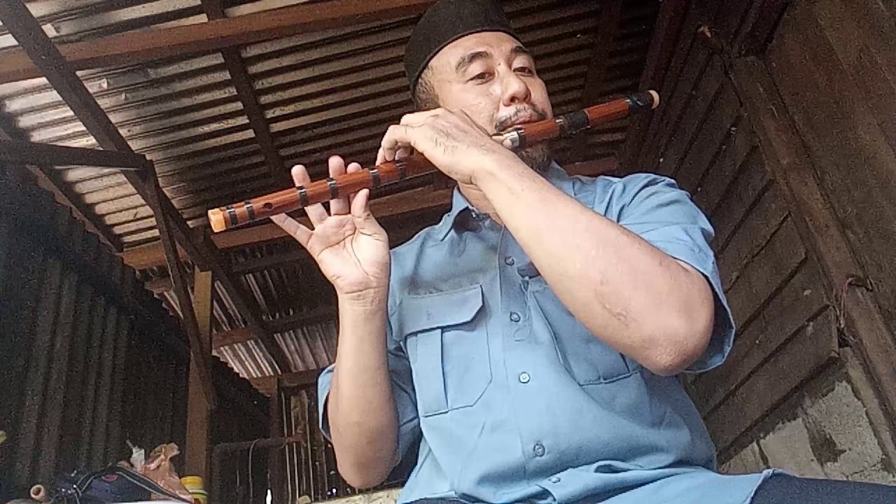 Lagu bahtera merdeka dari Aishah seruling DIZI keyD - YouTube