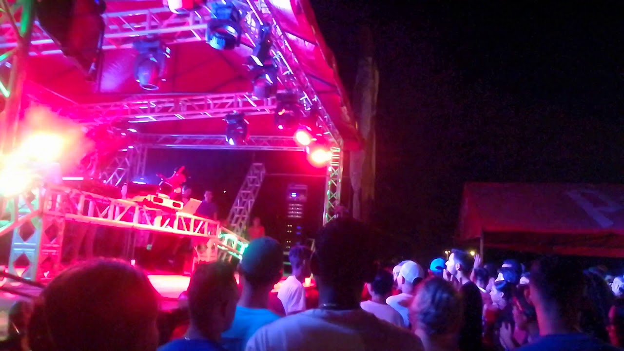 Fiesta - YouTube