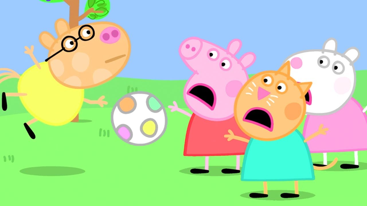 ⚽️ Play Football with Peppa Pig - YouTube