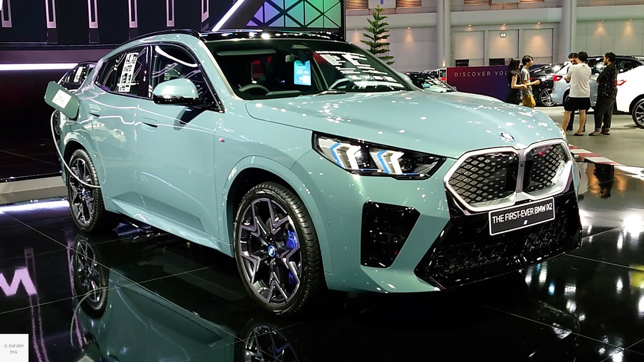 2025 BMW iX2 xDrive30 M Sport / In-Depth Walkaround Exterior & Interior - YouTube