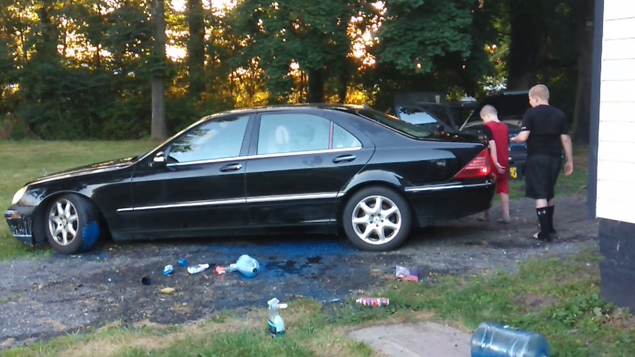 Kids paint dad's new car!(wow)Painted Blue - YouTube