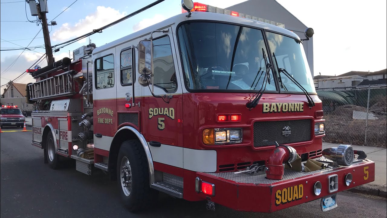 ( READ DESCRIPTION ) - BAYONNE FIRE & POLICE DEPARTMENTS ON SCENE ...