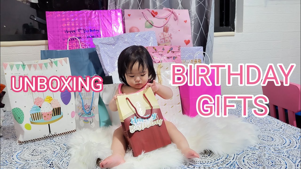 UNBOXING BIRTHDAY GIFTS - YouTube