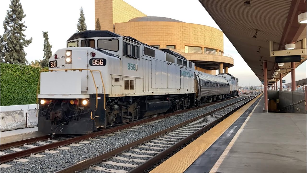 Metrolink FRA Inspection Train at LAUPT (May 27, 2022) - YouTube