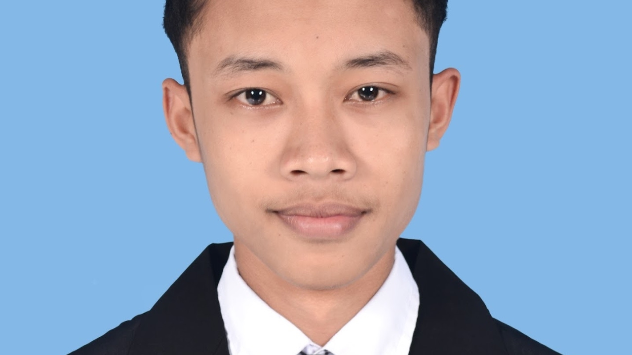 Live Streaming ainur rofiq - YouTube