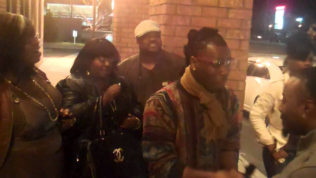 Ashley Mackey Sings - YouTube