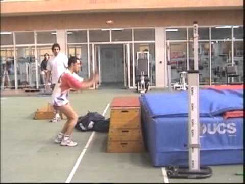 Polvoltim Drills. Salto al plinto y franqueo de frente. - YouTube