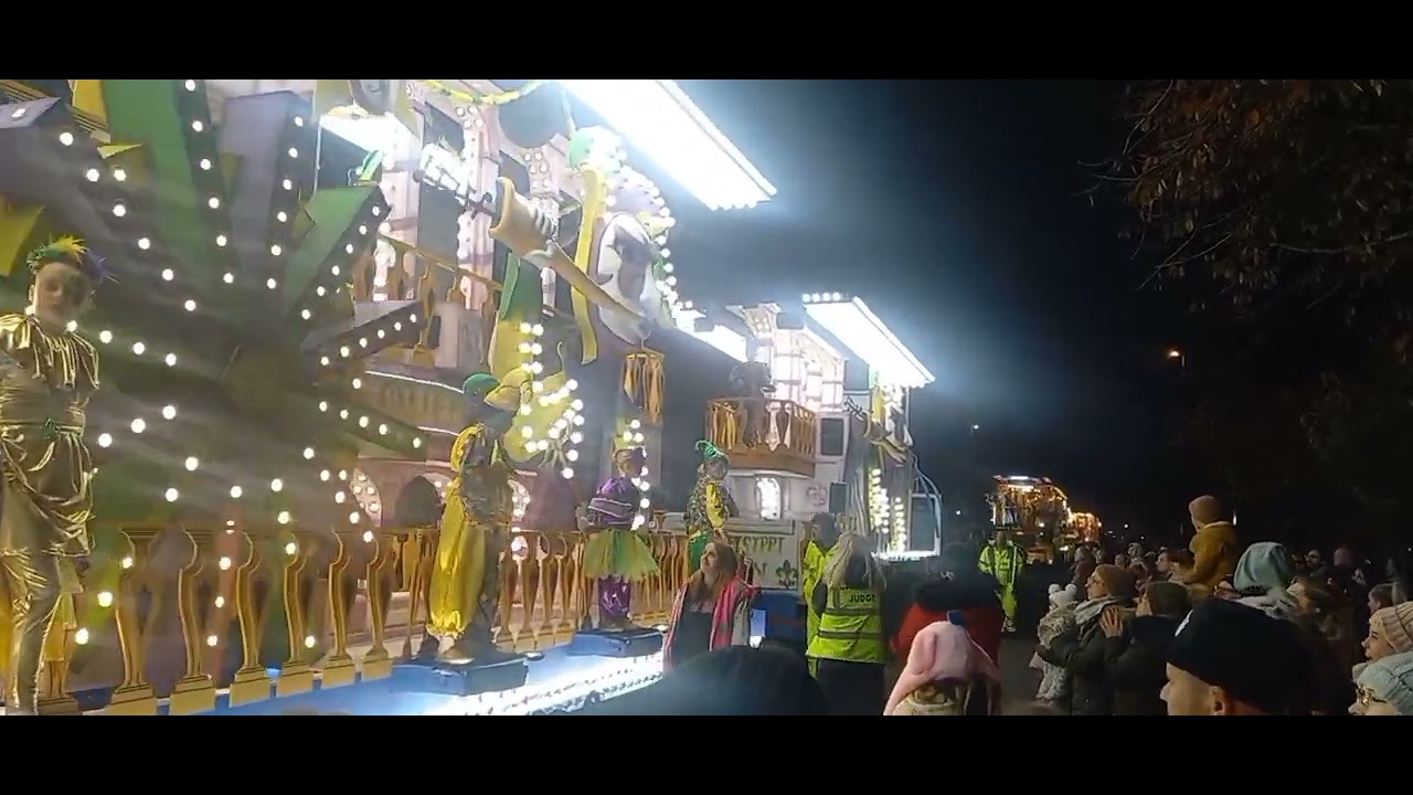exploring this Carnival video from South West of County Boulevard WSM ...