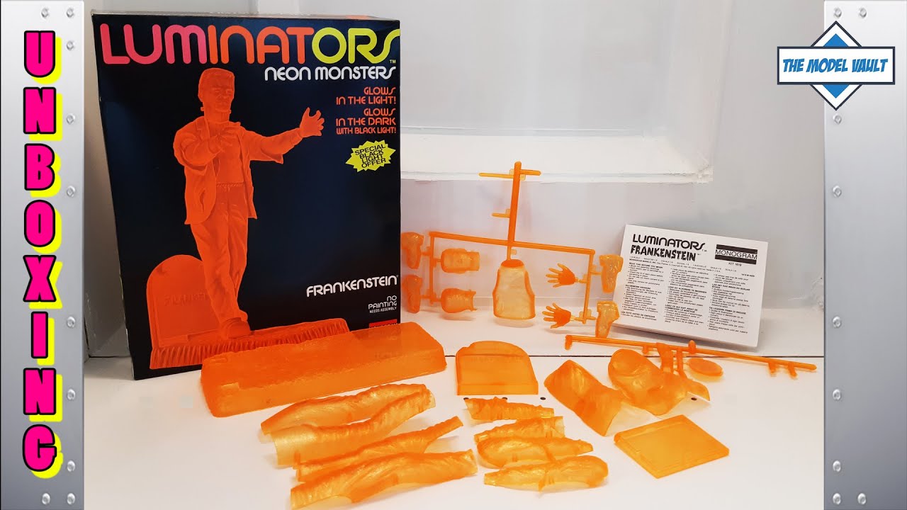 FRANKENSTEIN 1/8 Scale Monogram Luminators Styrene Kit Unboxing - YouTube
