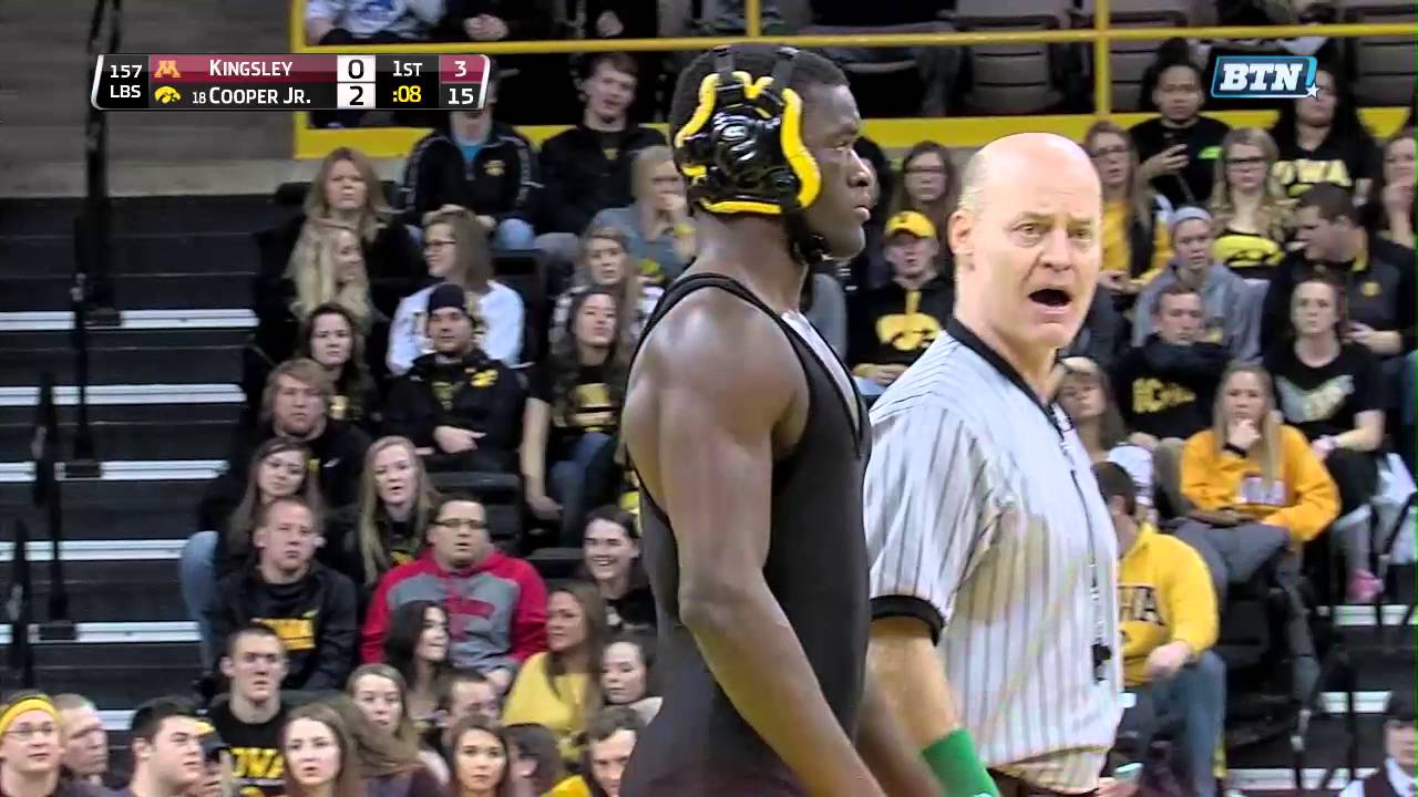 Minnesota at Iowa: 157 Pounds - Brandon Kingsley vs. Edwin Cooper Jr ...
