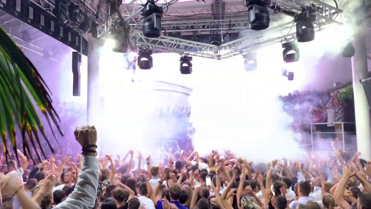 Afrojack live Amnesia Cap d'agde 2019 - YouTube