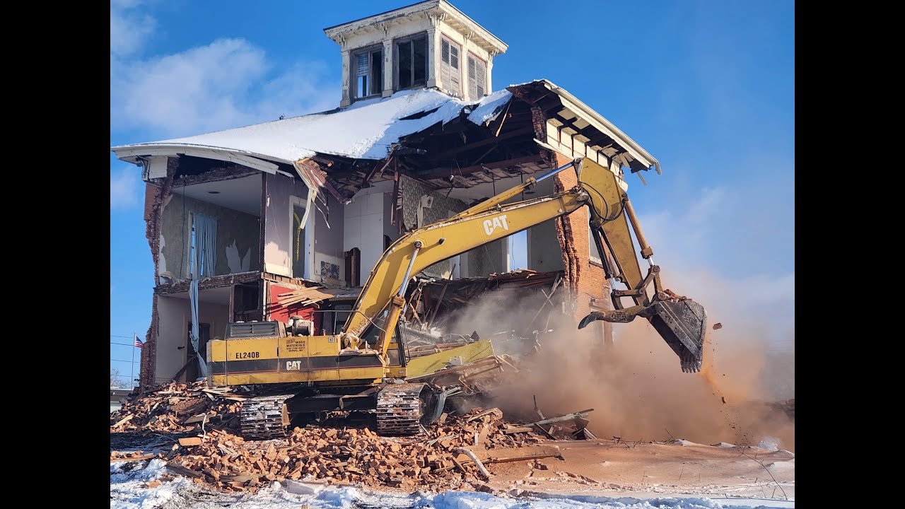 Republican House Demolition - YouTube