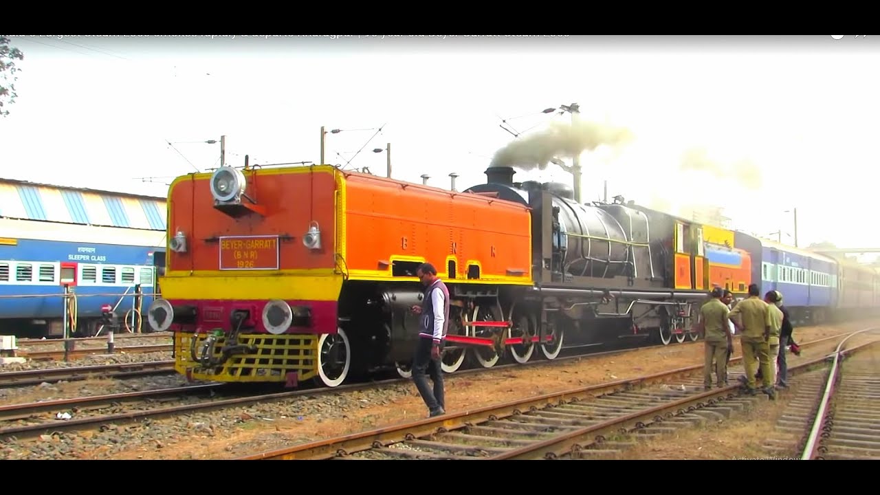 India`s Largest Steam Loco smokes rapidly & departs Kharagpur | 90 year ...