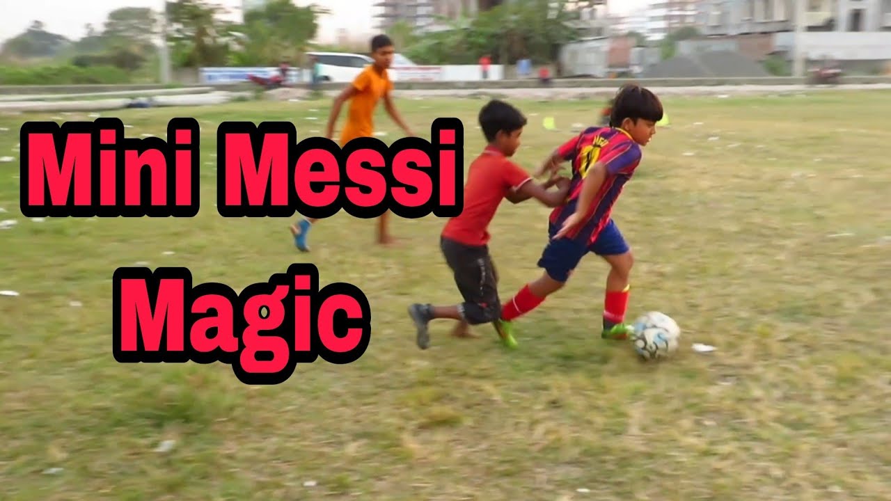 Mini Messi Raiyan Abdulla Crazy Performance. Magical skills by Mini ...