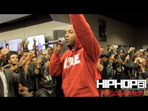 Kendrick Lamar Performs \