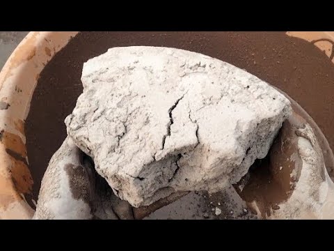 New super satisfying 😍 brown mud crumbling on paste dipping ASMR - YouTube