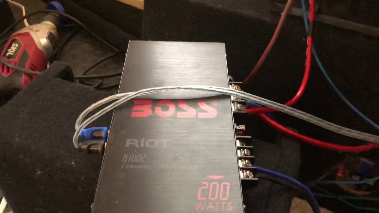 Boss amp fuse test - YouTube