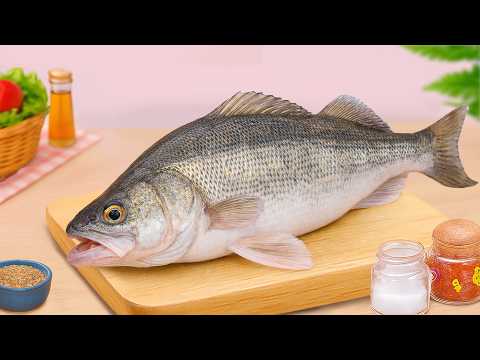 Tiny Seafood Recipe 🐟 How to Cook Charcoal Grilled Fish with Rice | Petite Cooking