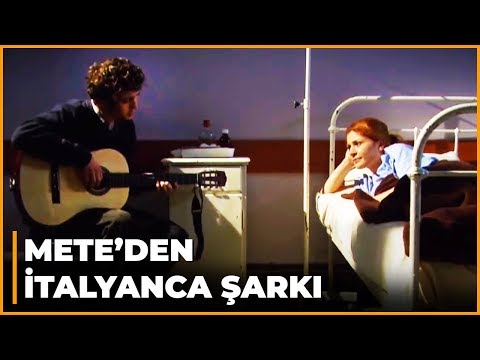 Mete'den İnci Hoca'ya Romantik Şarkı - Öyle Bir Geçer Zaman Ki 34. Bölüm