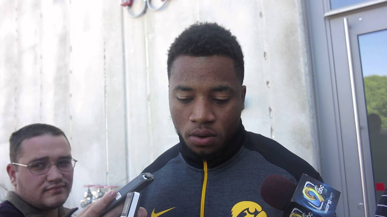 Iowa WR Damond Powell before Pitt game - YouTube
