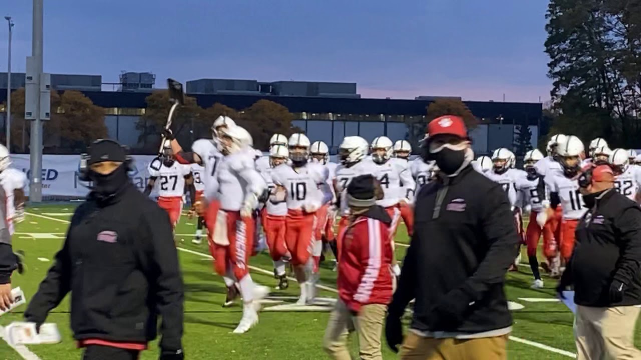 Grand Blanc Bobcats Take The Field - YouTube