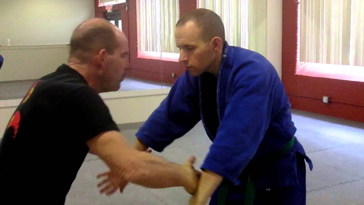 Two Handed Wrist Grab Defense - YouTube