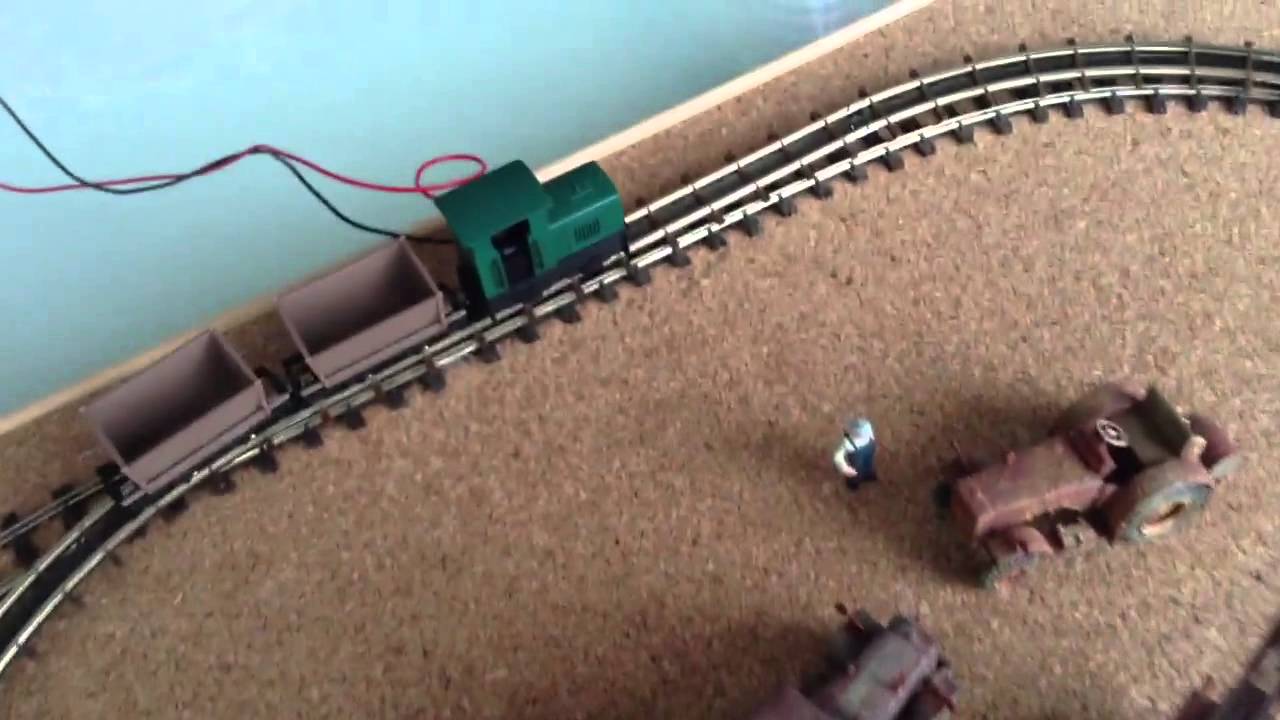 HOf BUSCH Feldbahn Gmeinder - YouTube