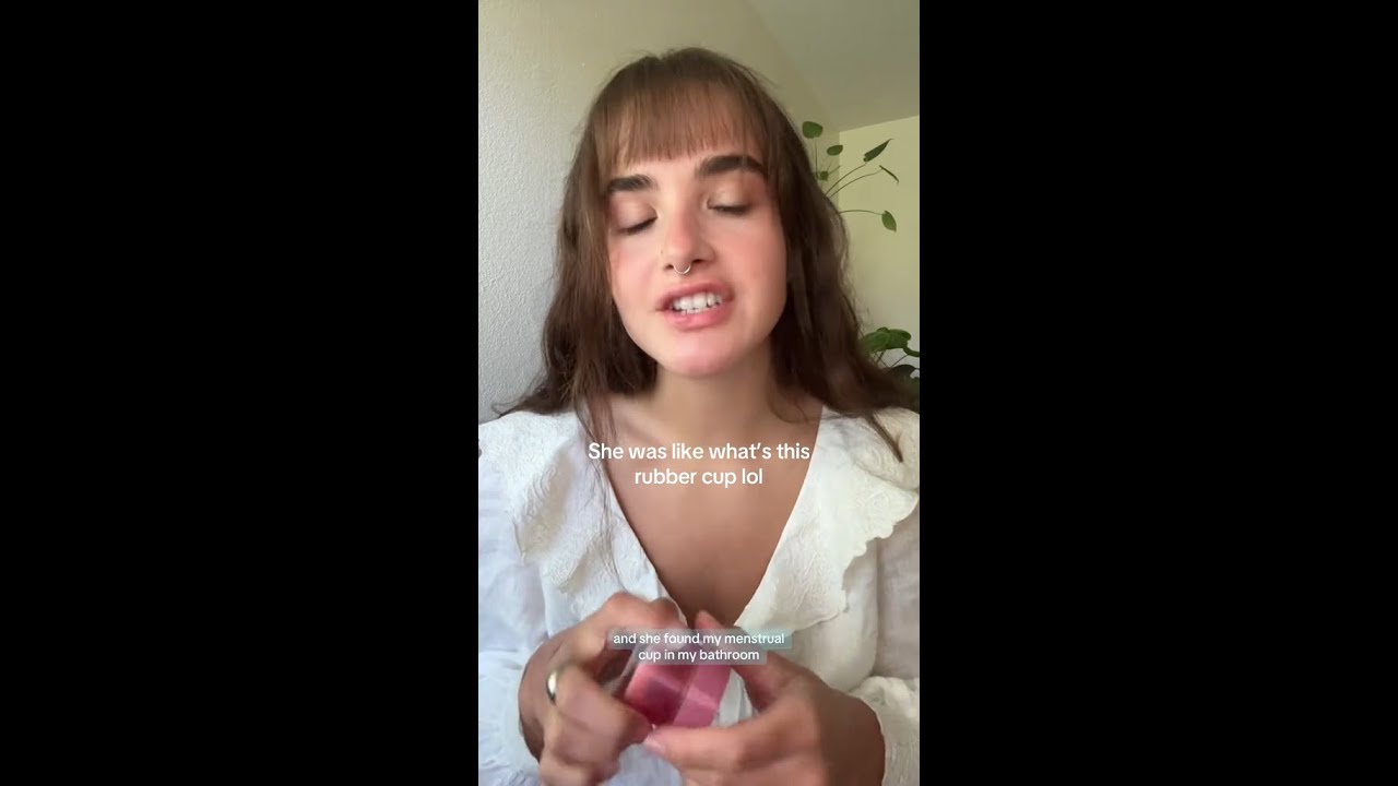 What I wish I knew before getting my first period - YouTube