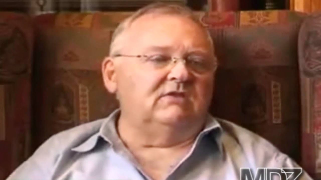 (MDZ) Harold Bishop Vs Lou Carpenter - Freestyle Battle Rap - YouTube