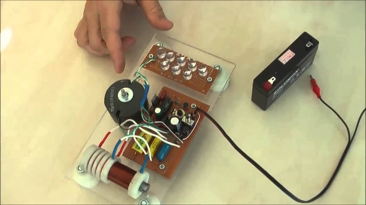 Free Energy Mar 2015 Akula self running LED generator - YouTube
