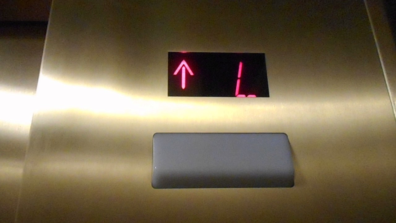 Beautiful Westinghouse/Schindler Traction Elevators At The Ritz Carlton ...