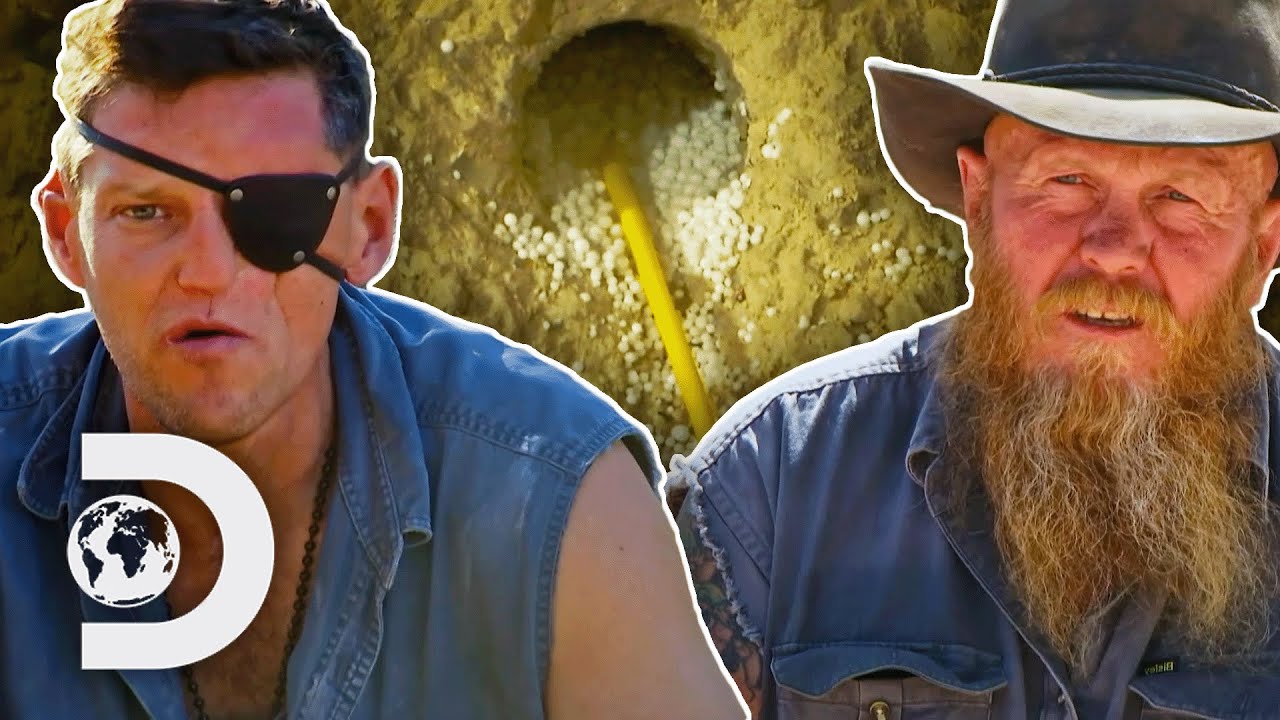 Bushmen Use Explosives To Blast Impenetrable Rock Outback Opal Hunters Youtube
