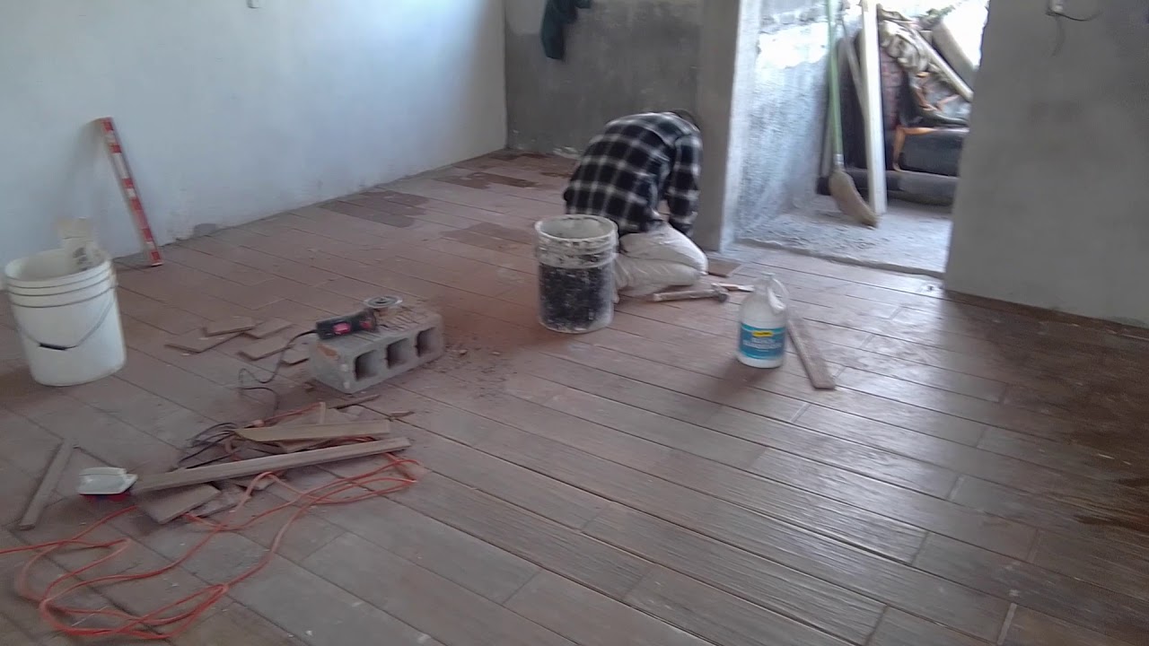 poniendo piso 4 - YouTube