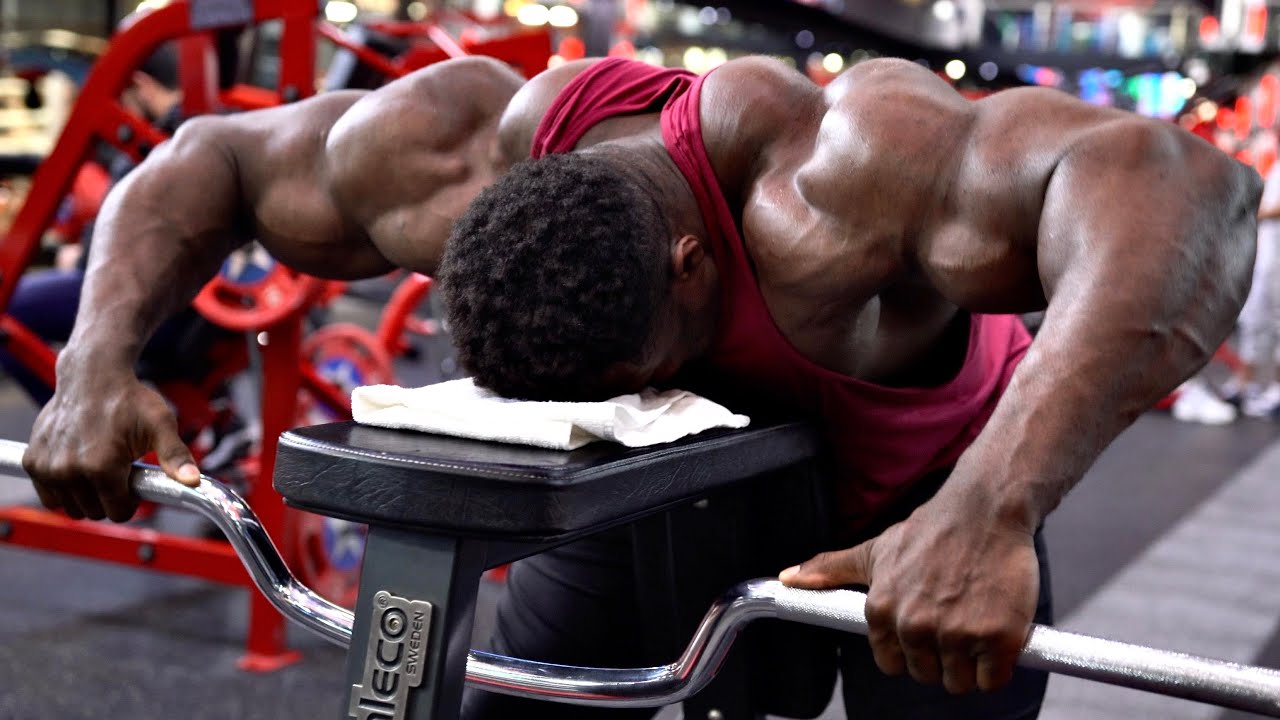 Shoulder Workout Motivation | Big Ash & David - YouTube