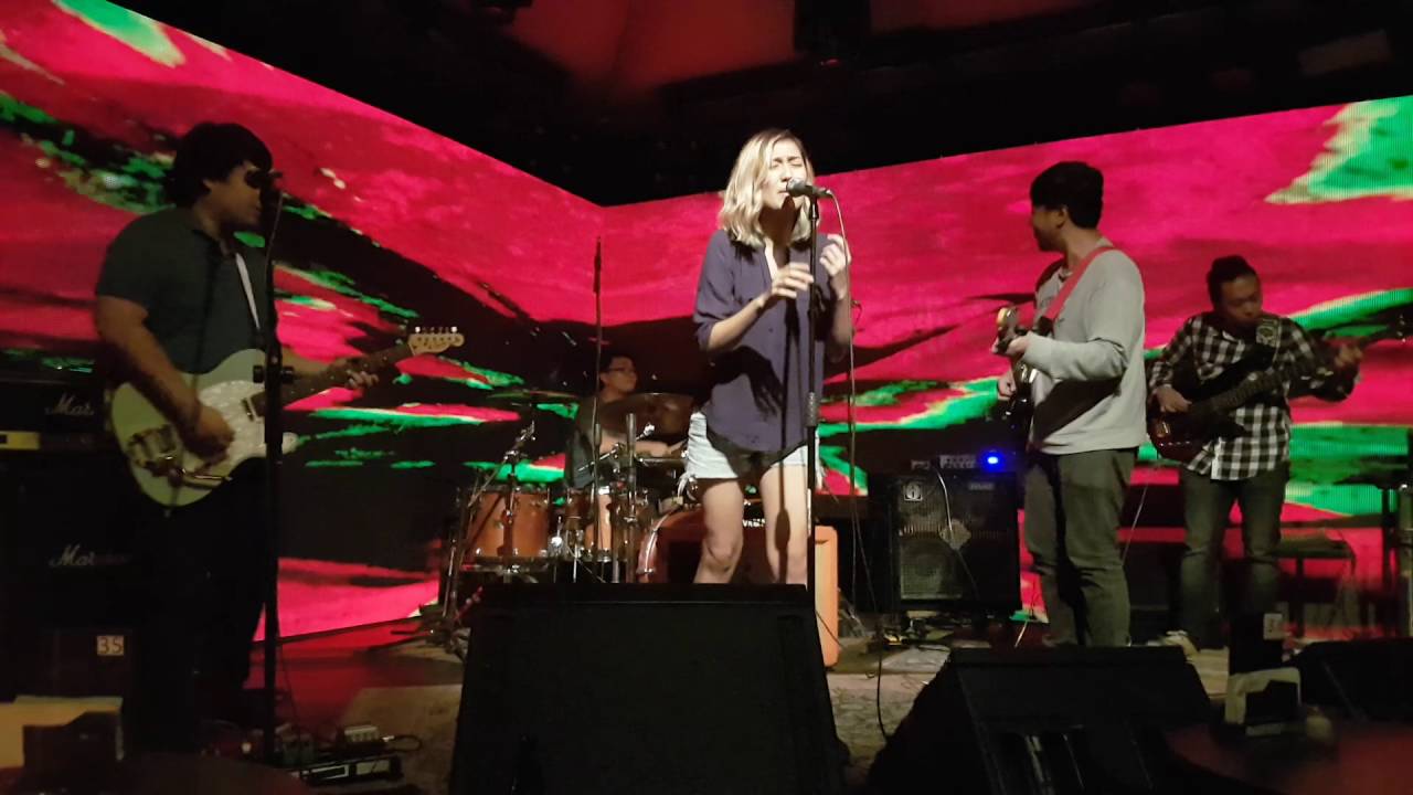 Run Dorothy - Measures (live in 19east) - YouTube