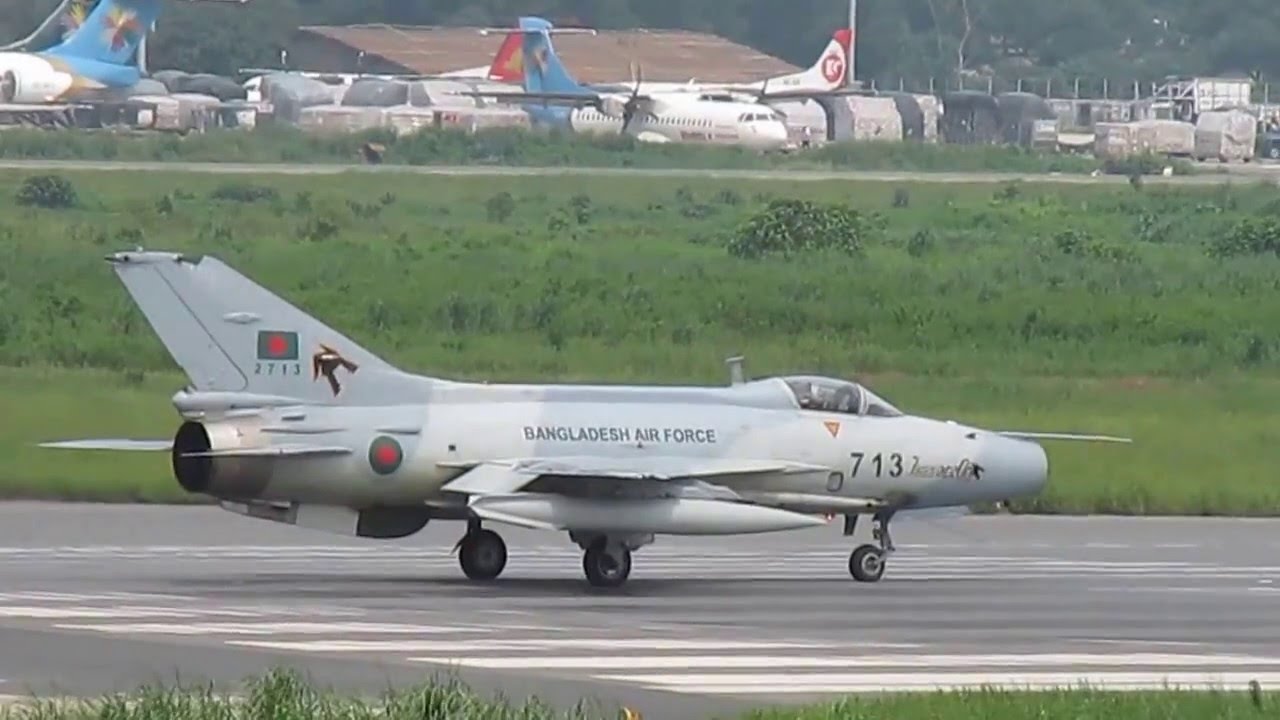 Bangladesh Air Force F-7 BGI takeoff - YouTube