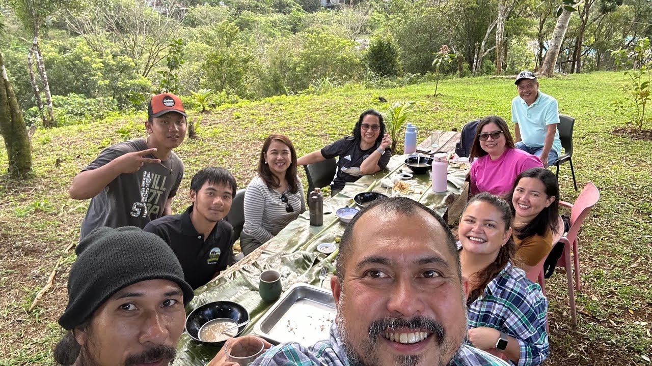 FARM LIFE ! A HAPPY SUNDAY IN GRACE FOREST FARM ️ - YouTube