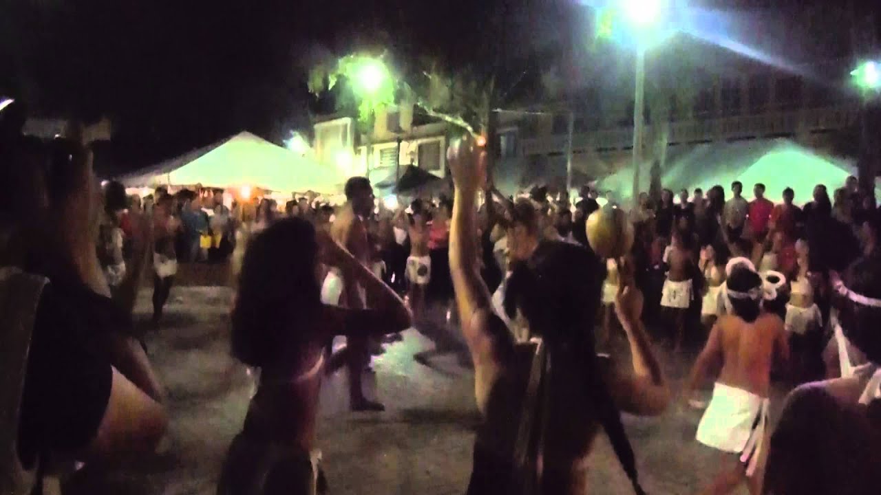baile tainos - YouTube