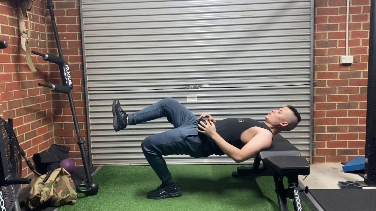 Single Leg Dumbbell Hip Thrust Isometric - YouTube