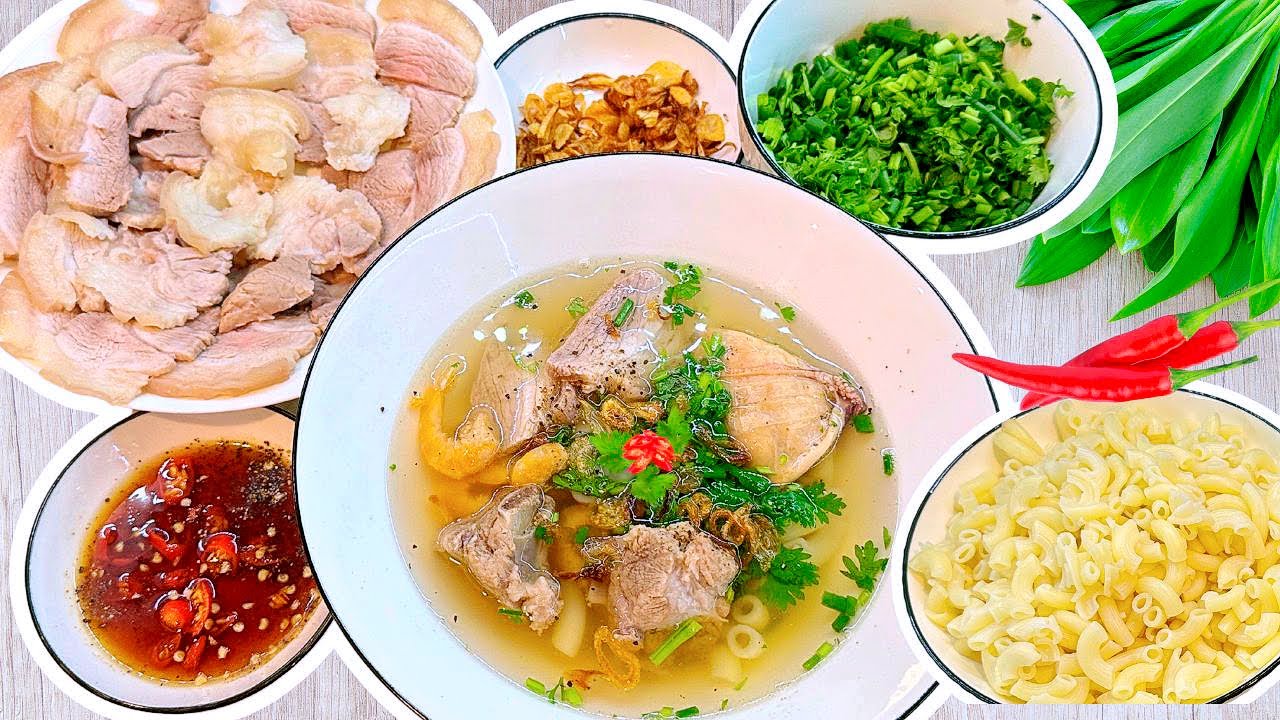 Cách nấu nồi HỦ TIẾU MÌ NUI cực ngon | Vietnamese noodles with pork and ...